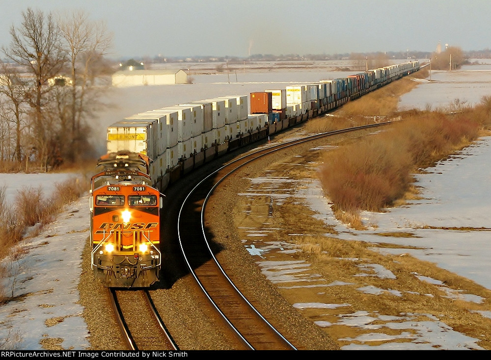 BNSF 7081